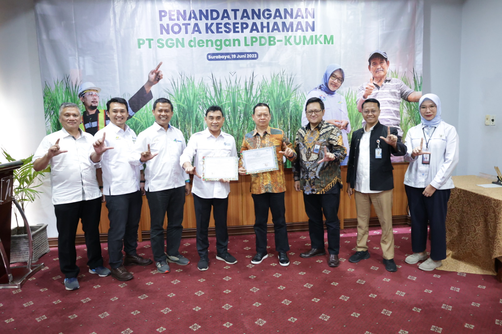 Memenuhi kebutuhan modal kerja petani tebu, PT Sinergi Gula Nusantara ...