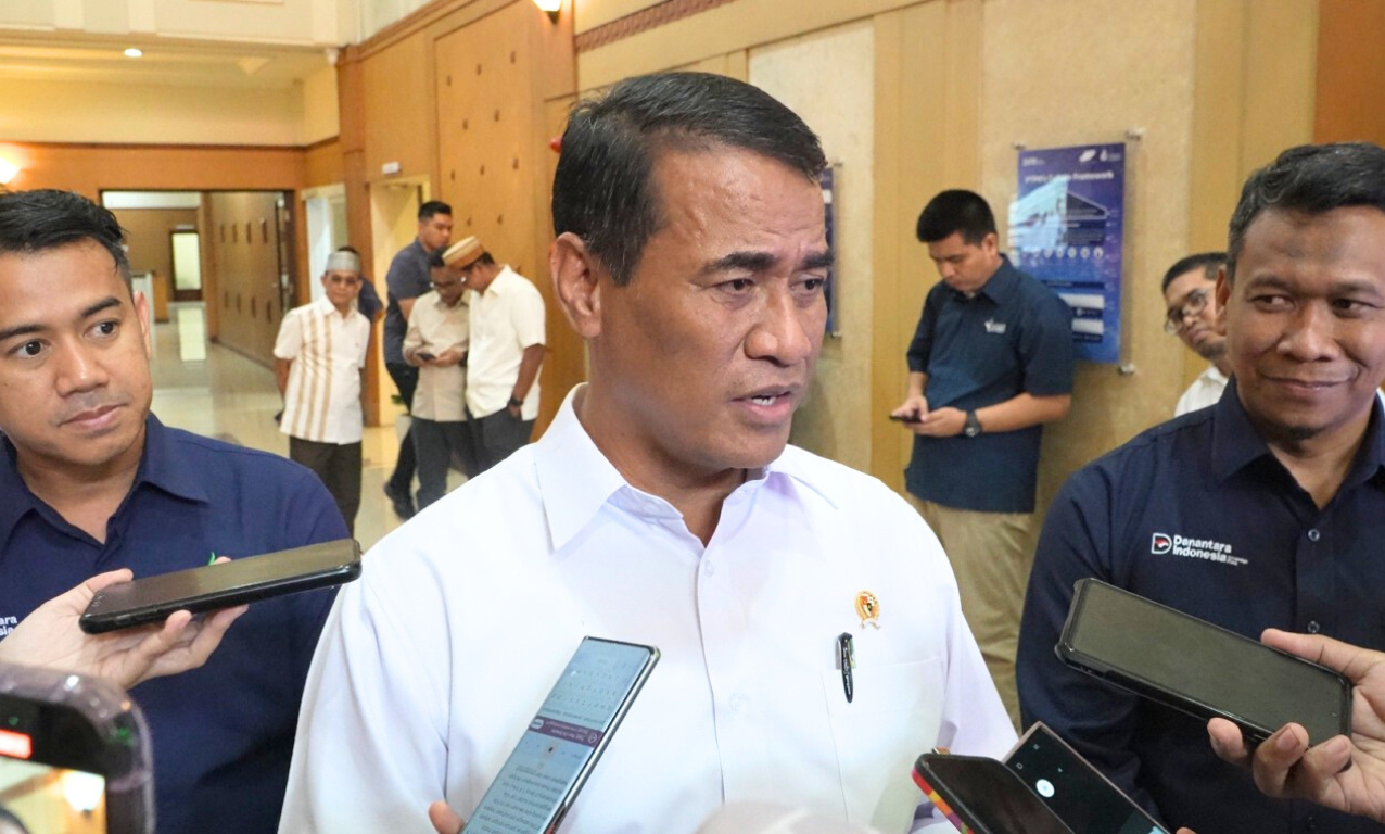 Keterangan Foto : Menteri Pertanian RI saat wawancara media pada agenda ...